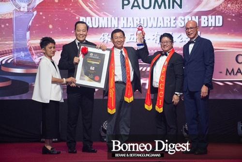 12 usahawan terima anugerah kecemerlangan Ulang Tahun PCCI - The Borneo ...